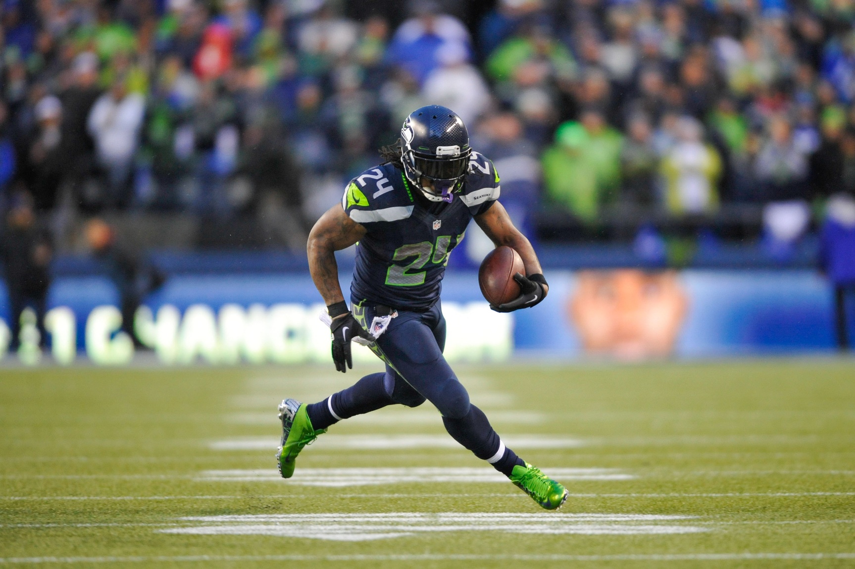 Marshawn Lynch: Modo bestia activado | Balones y Mujeres